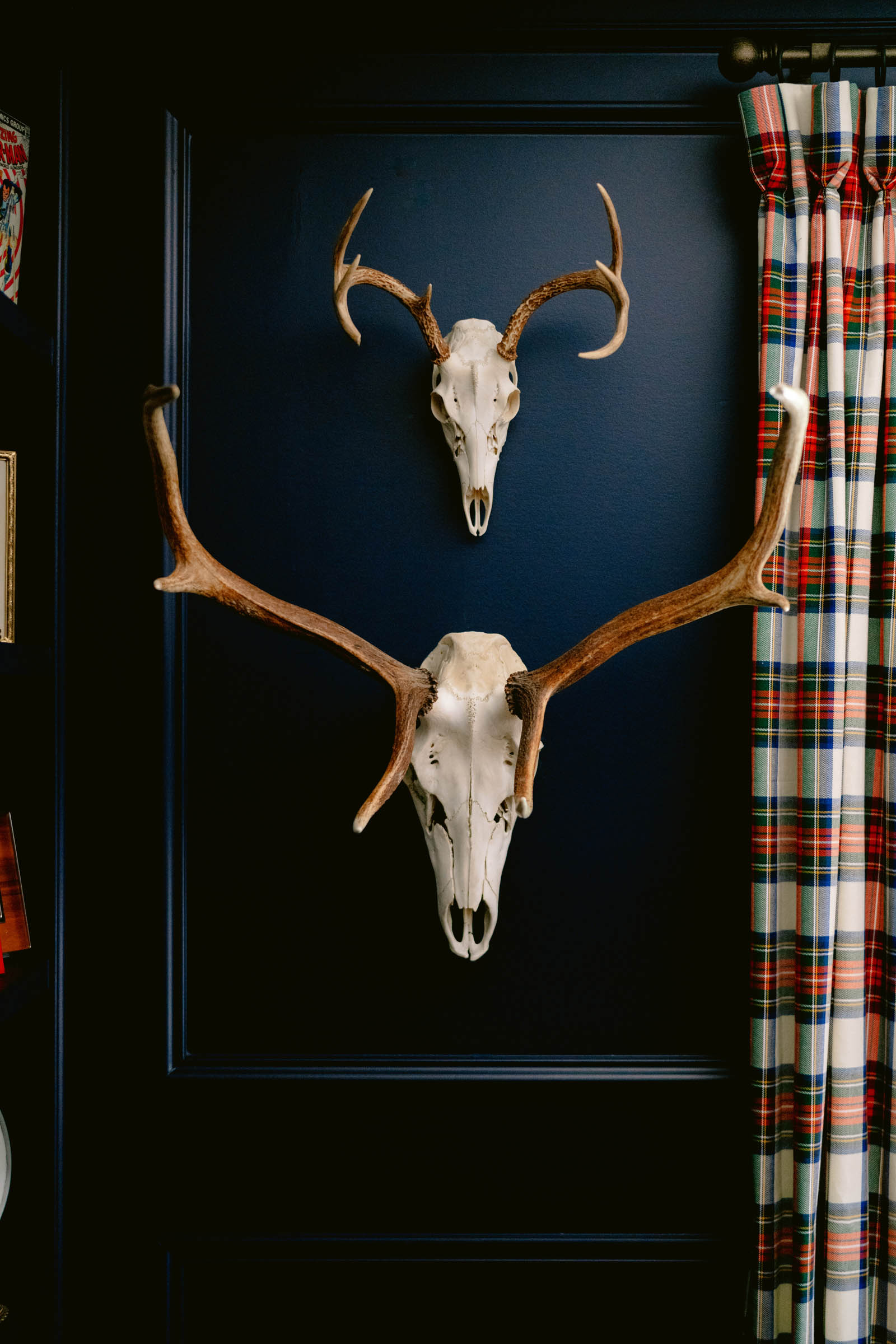 Family Home on the Lake - Todd Richesin